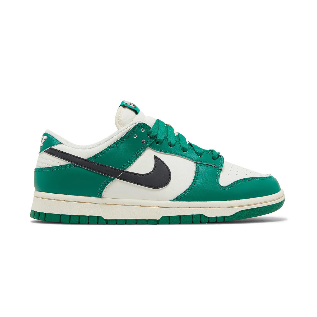 NIKE DUNK LOW RETRO SE